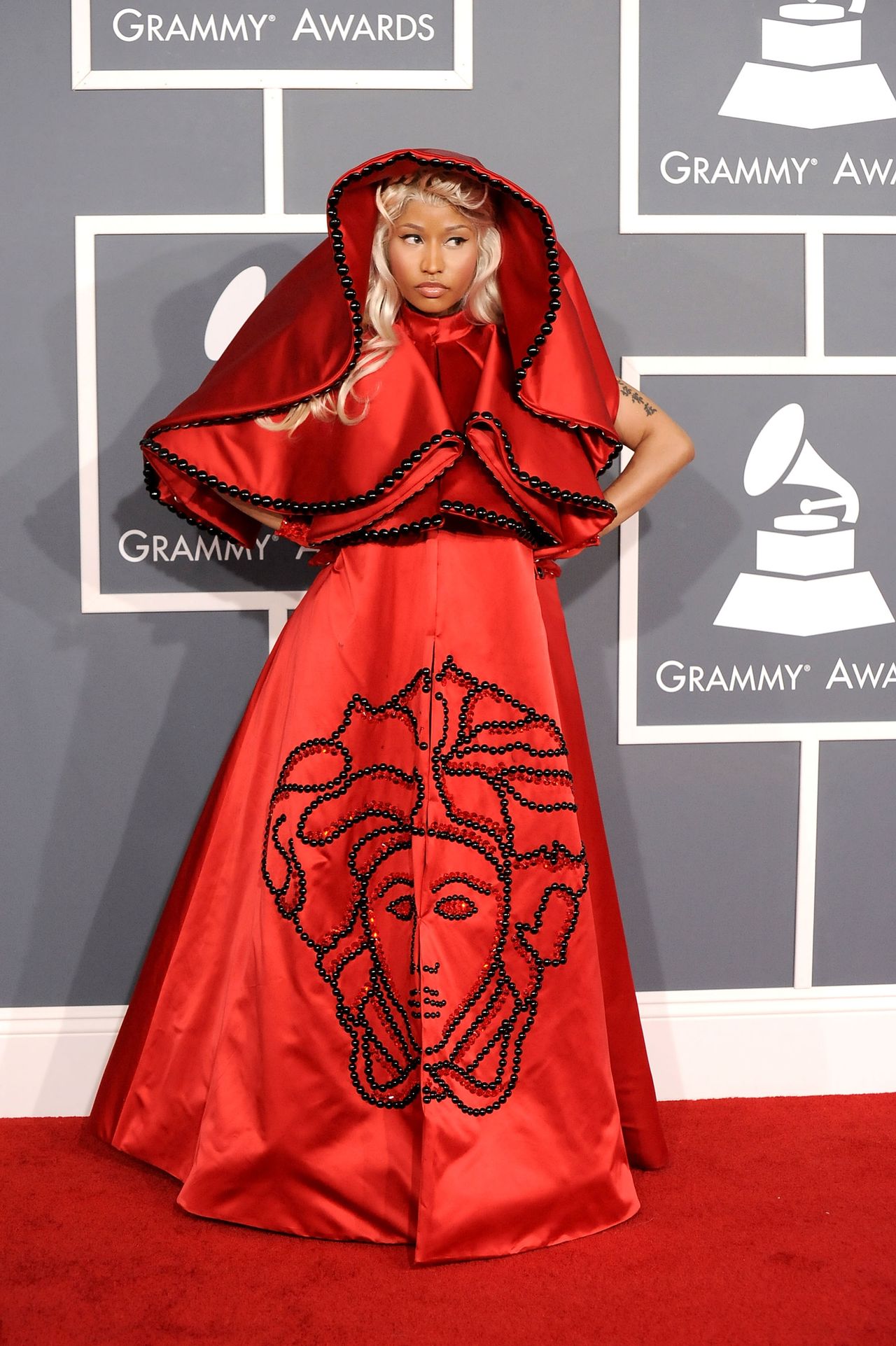 The 14 Most Iconic Versace Looks in Grammys History | Who What Wear