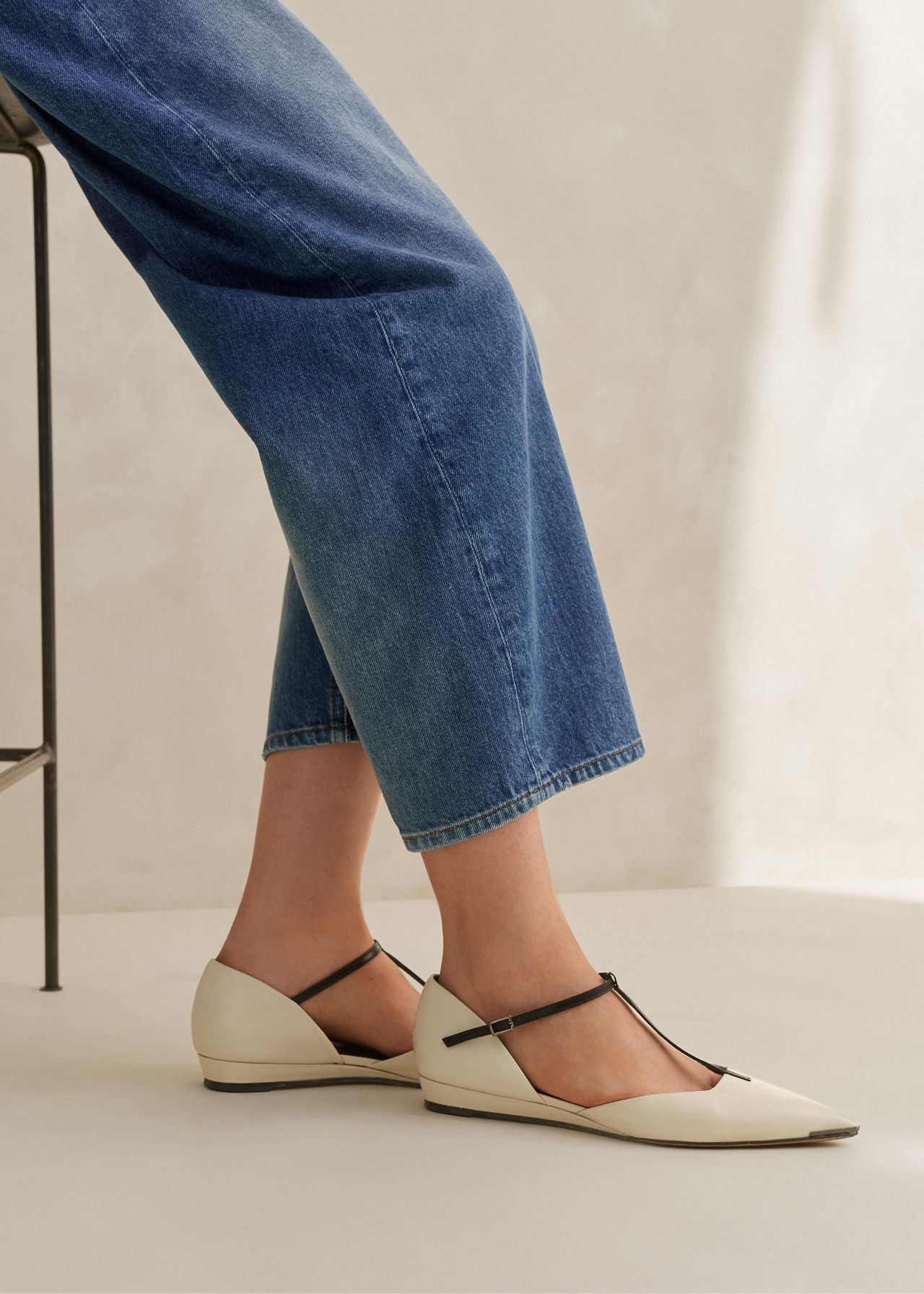 Pointed-Toe Flat Shoes Are the New Footwear Trend to Know | Who What Wear