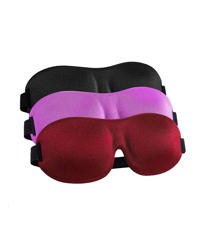 How I Finally Trained Myself to Sleep on My Back | Who What Wear