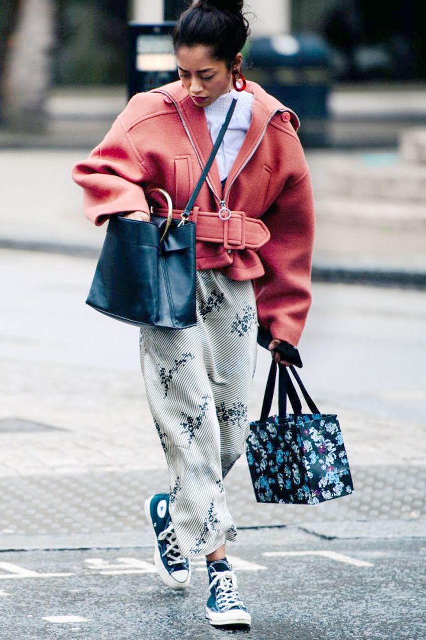 14 Stylish Ways to Wear Converse in 2020 | Who What Wear