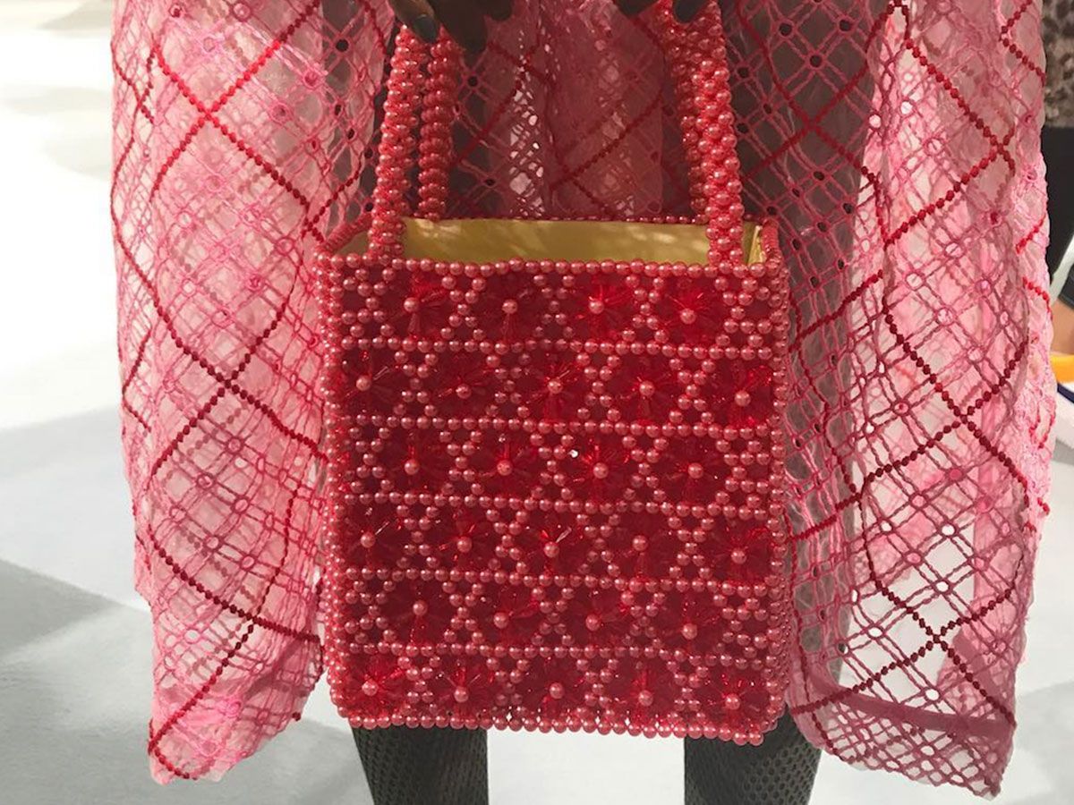 14 Purse Essentials Everyone Should Have | Who What Wear