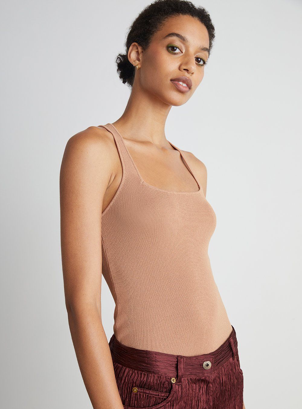 20 Clothing Items You Need to Toss by Age 30 | Who What Wear