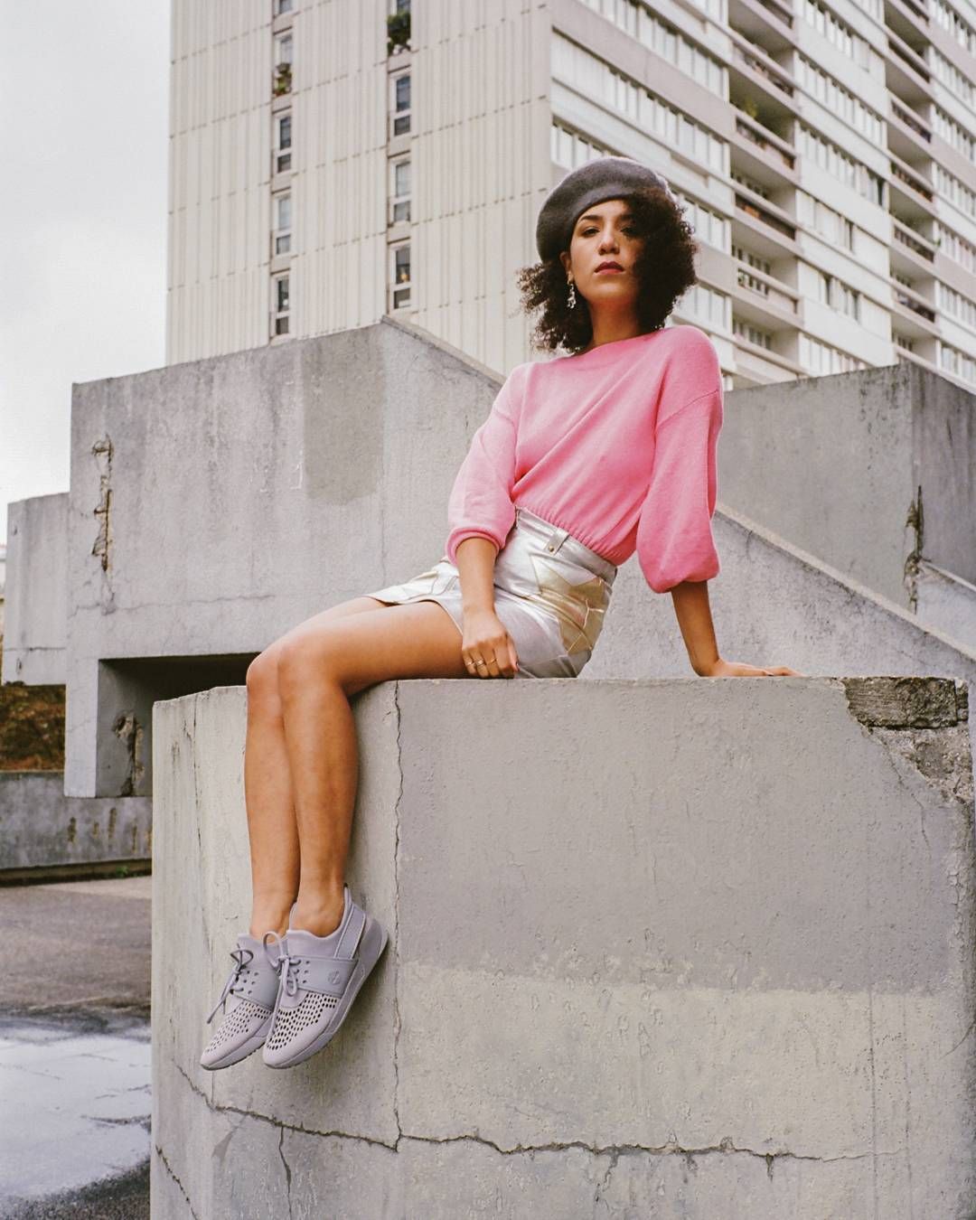 5 Ways to Wear a Leather Skirt for Summer | Who What Wear