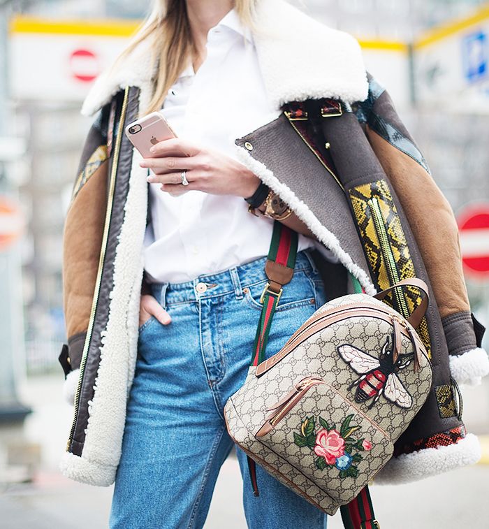 Don't Fight It: This Bag Trend Is Happening (Again) | Who What Wear