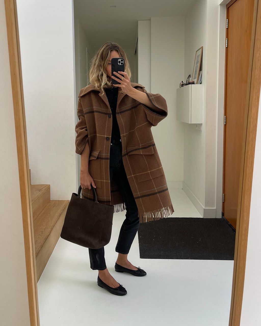 The 20 Best Editor-Approved Fall Outfit Ideas of 2025 | Who What Wear