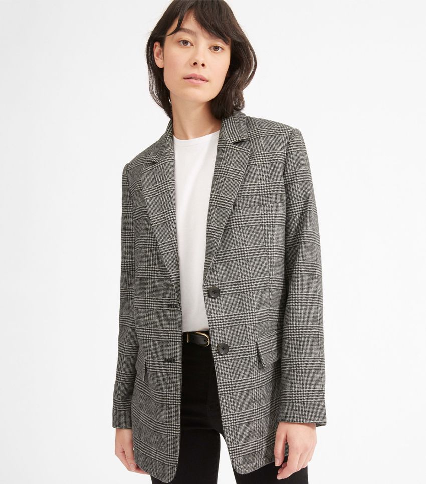 The 6 Best Wrinkle-Free Fabrics for Travel | Who What Wear