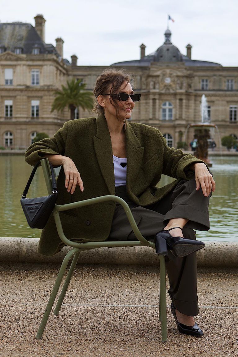 The 6 Best Wrinkle-Free Fabrics for Travel | Who What Wear