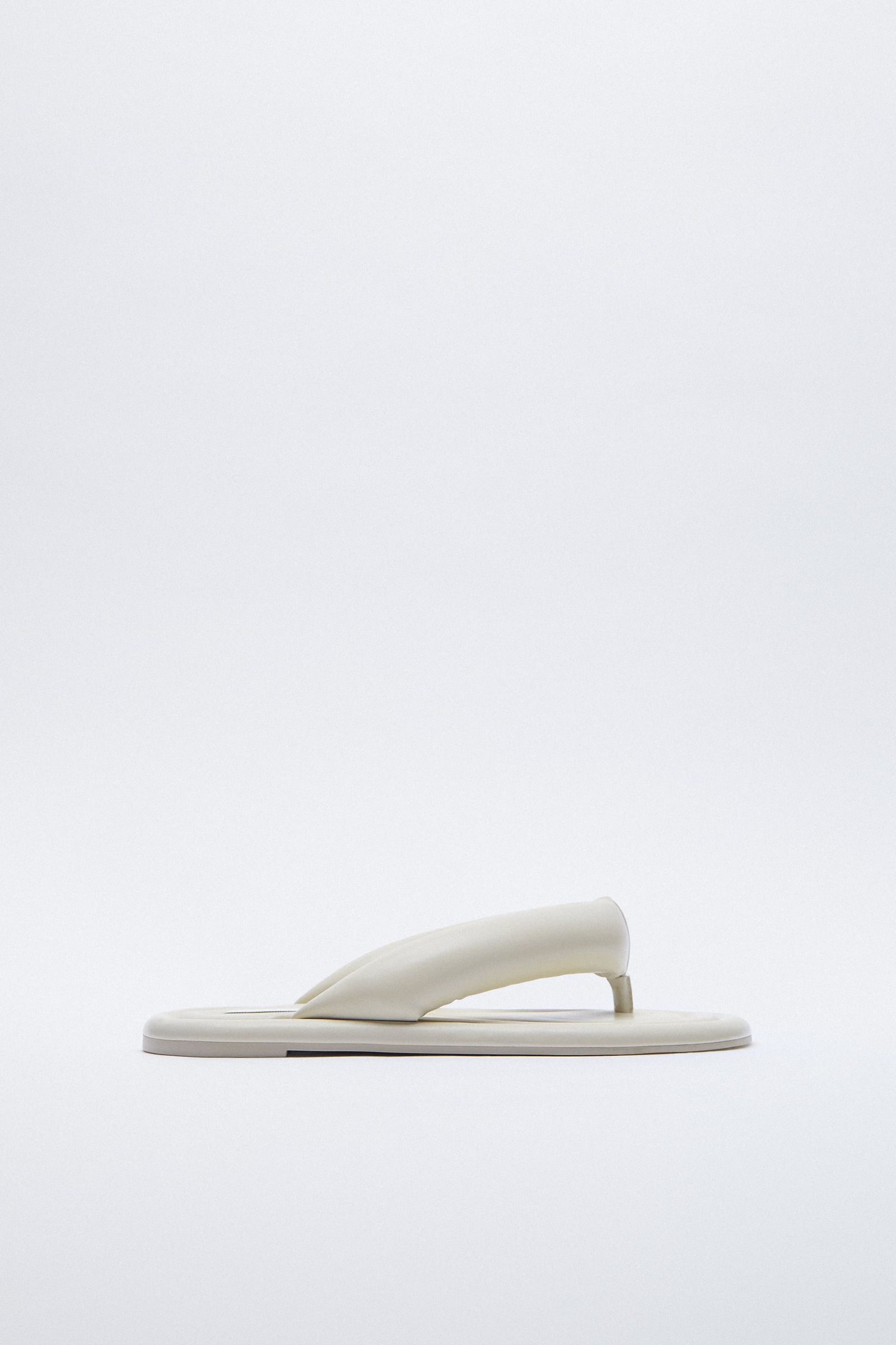 These Are the 25 Most Comfortable Sandals | Who What Wear