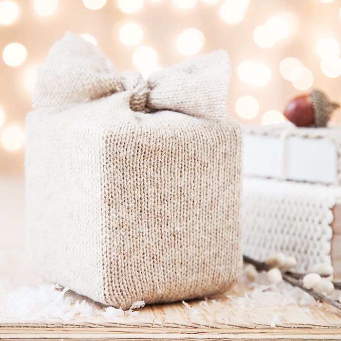 How to Deal When You Get a Gift You’re Not Crazy About | Who What Wear