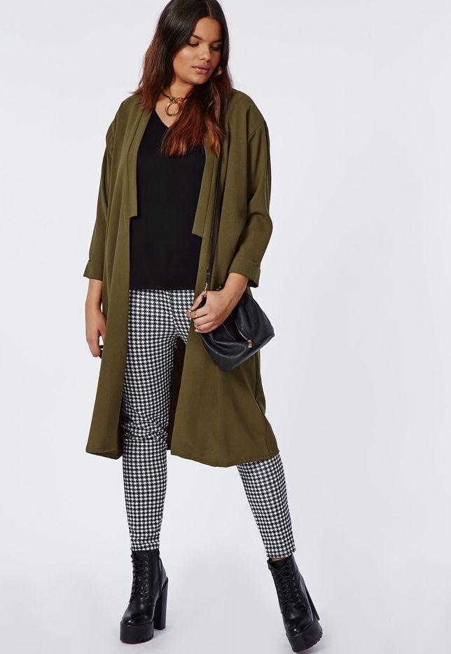 Meet the First Size 22 Model to EVER Be Signed to a Major Agency | Who ...