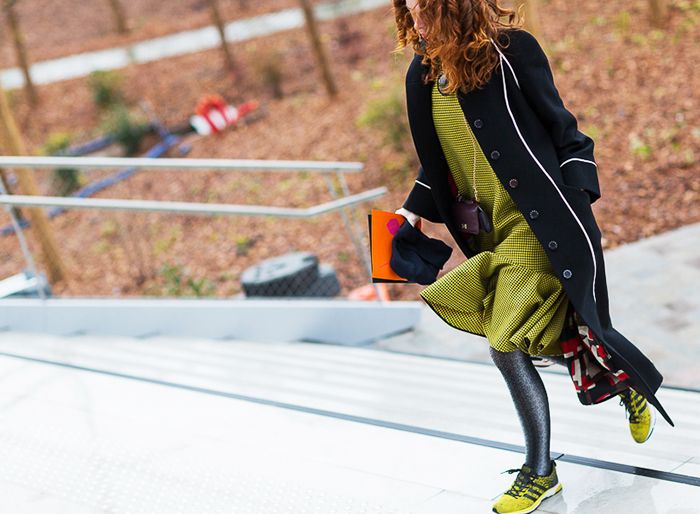 17 Smart Layering Combinations That Won’t Look Bulky | Who What Wear