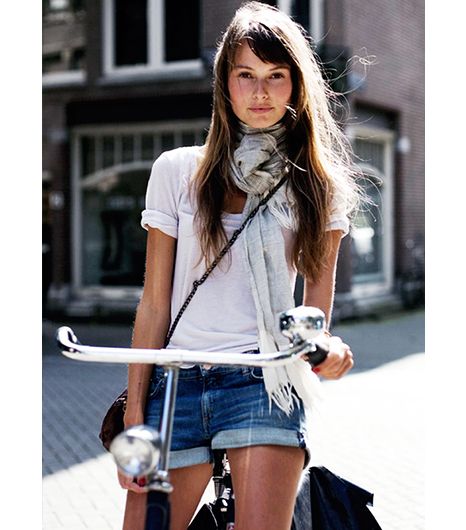 12 Inspiring Outfit Ideas For Summer Bike Riding | Who What Wear