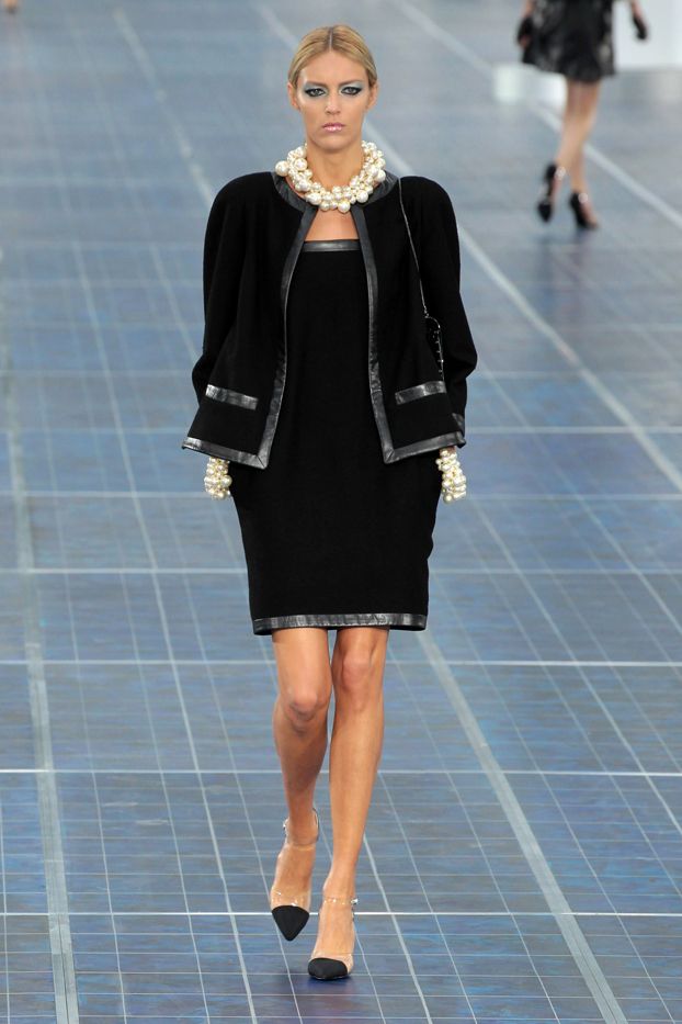 9 Crazy Facts You Never Knew About Chanel | Who What Wear