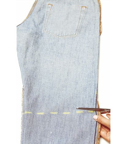 How To Make Your Own Cutoffs--An Editor's Diary | Who What Wear