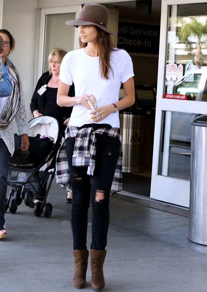 23 Genius New Ways to Wear a Basic T-Shirt | Who What Wear