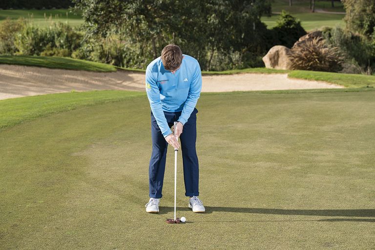 Claw Grip For Putting: How It Works And Why Many Pros Use It | Golf Monthly