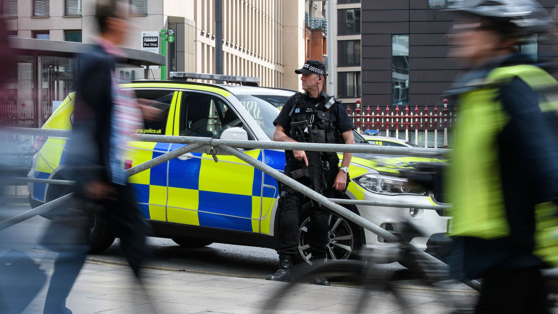 Armed police: pros and cons | The Week