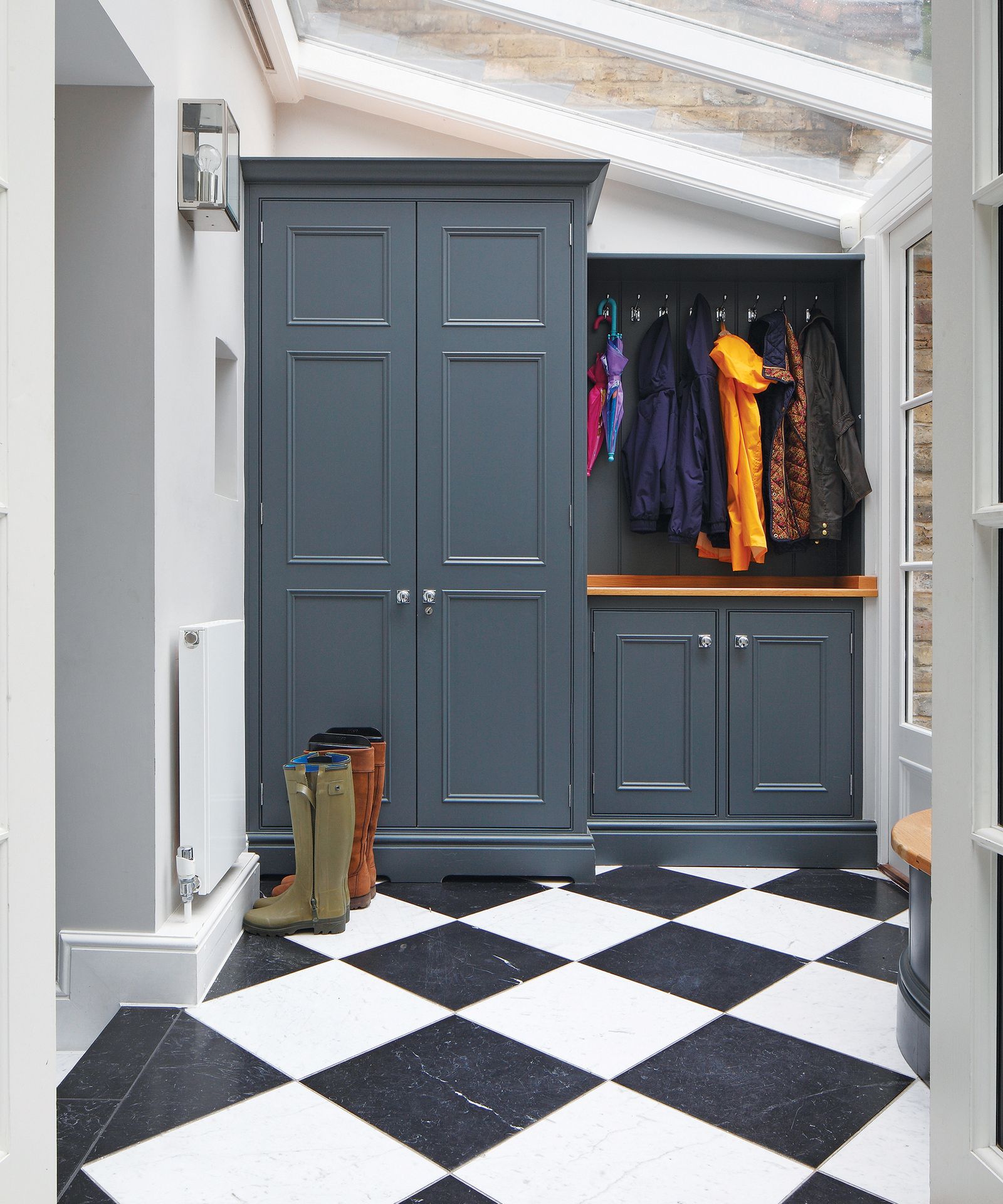 Mudroom tiles ideas – how to choose hardwearing tiles for your space ...
