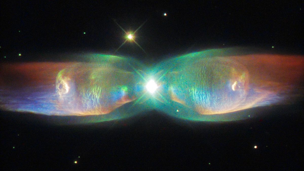 25 beautiful nebulas that showcase the wonder of the universe | Live ...