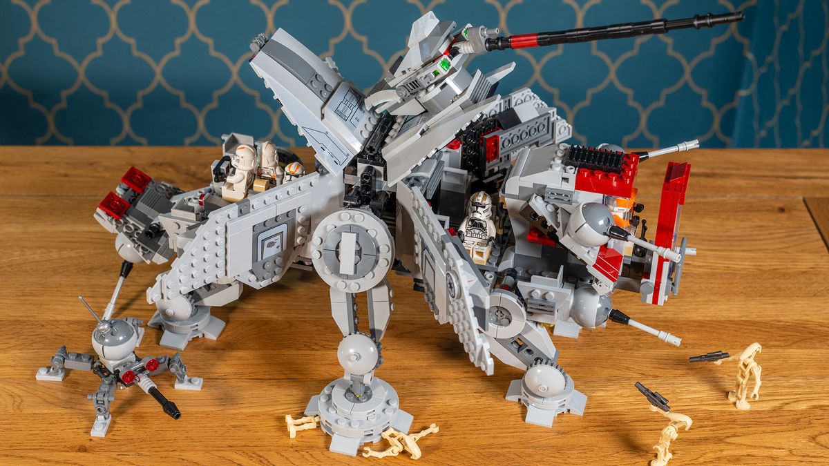Lego Star Wars AT-TE Walker review | Space