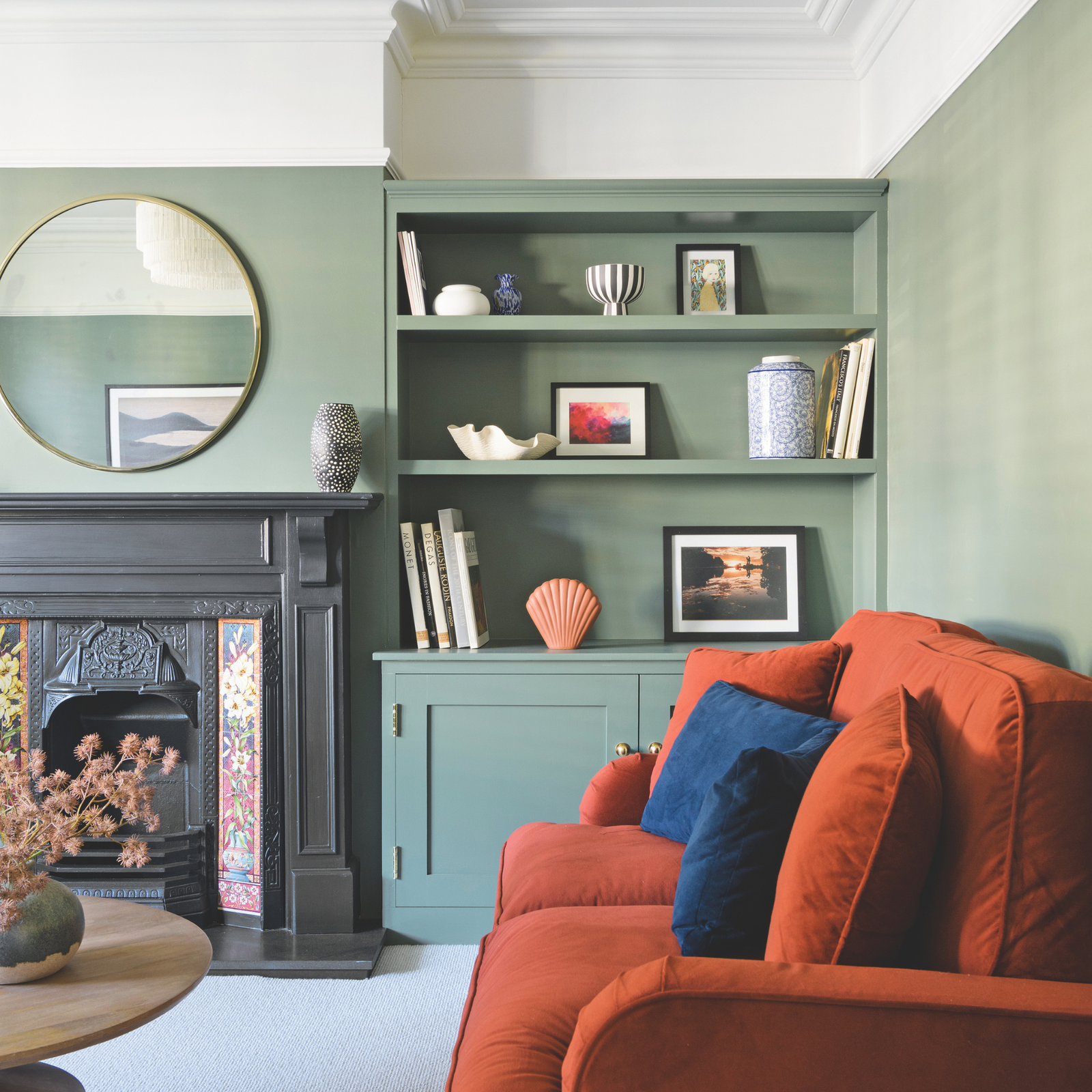 How to achieve the luxe Grecian bookshelf trend | Ideal Home