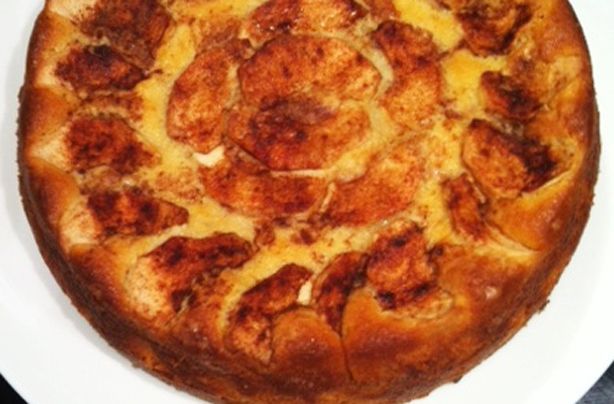 Apple yogurt cake | Dessert Recipes | GoodtoKnow