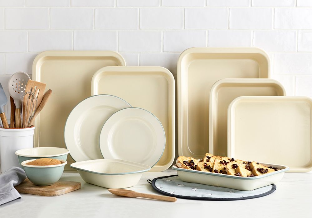 This Mary Berry cookware range is the ultimate oven-to-tableware ...