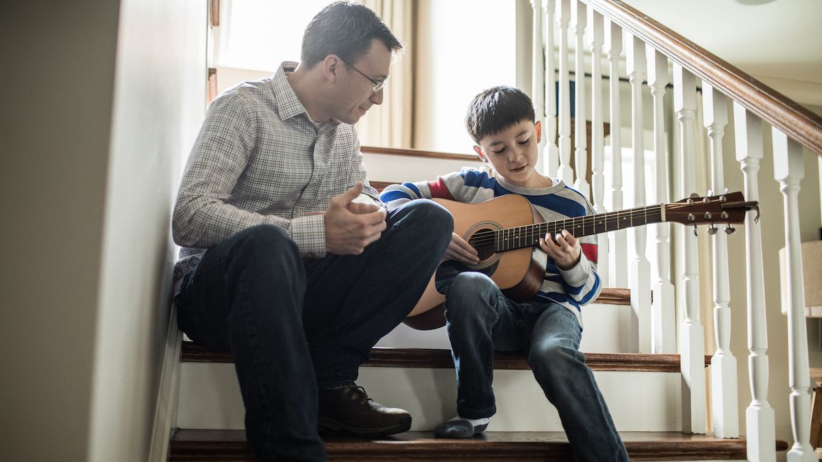 10 mistakes every beginner guitarist makes | Guitar World
