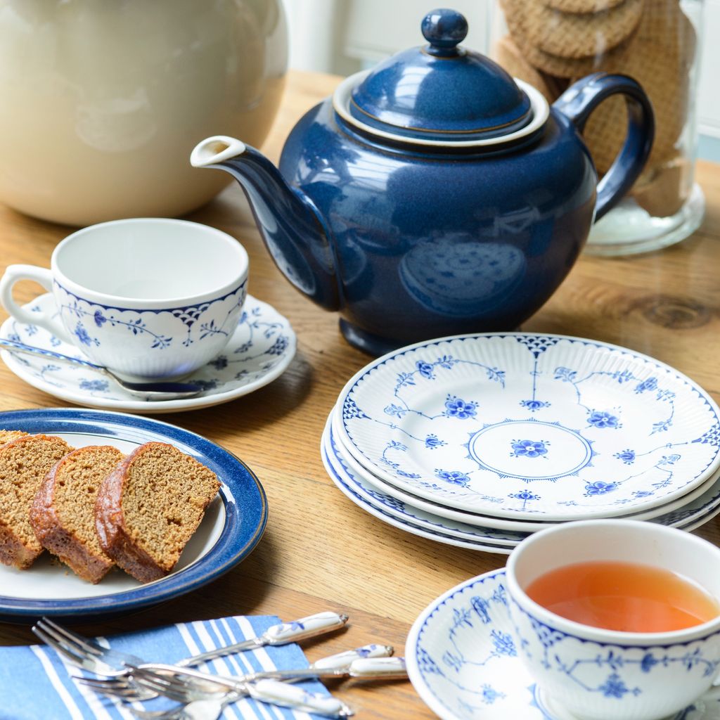 How to grow a tea garden – a step-by-step guide | Ideal Home