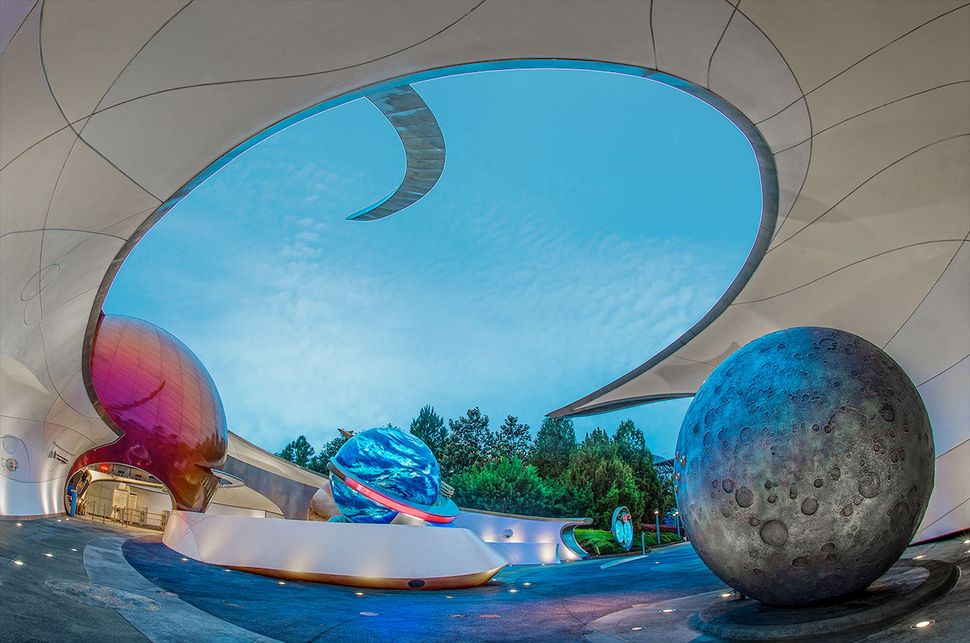 Disney Relaunches Mission: SPACE Ride at Epcot with Revised NASA Cameos ...