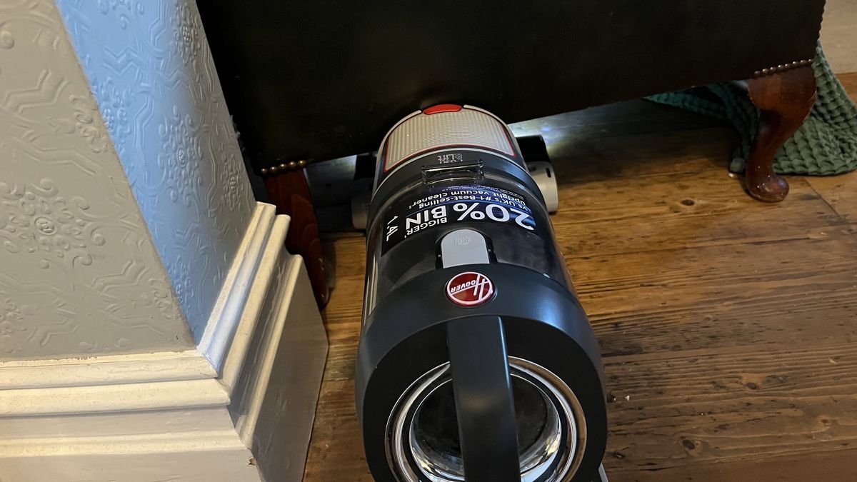 Hoover HL5 Push&Lift Upright Vacuum Cleaner review | TechRadar