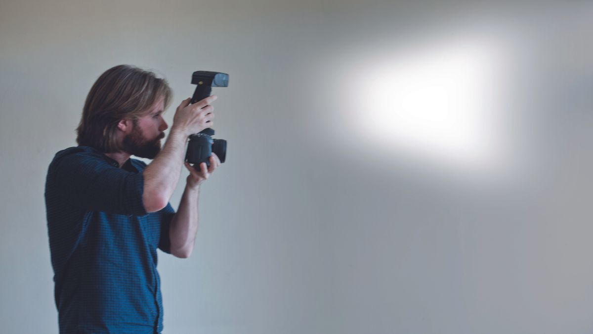 How to use flash for your photography: Using a flag | Digital Camera World