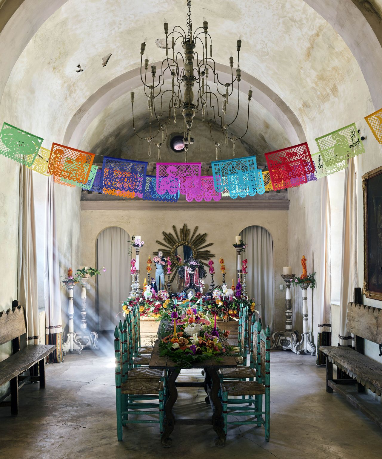 Cluttercore: 2021's unconventional new interiors trend | Homes and Gardens