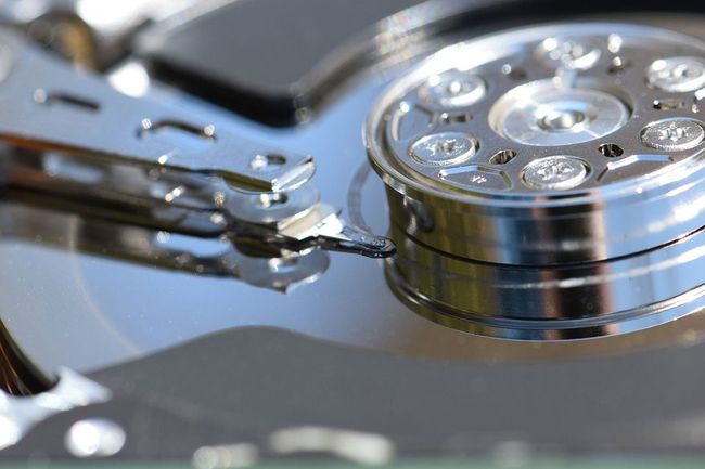 Western Digital’s mega-capacity 14TB helium-filled hard drive is now ...