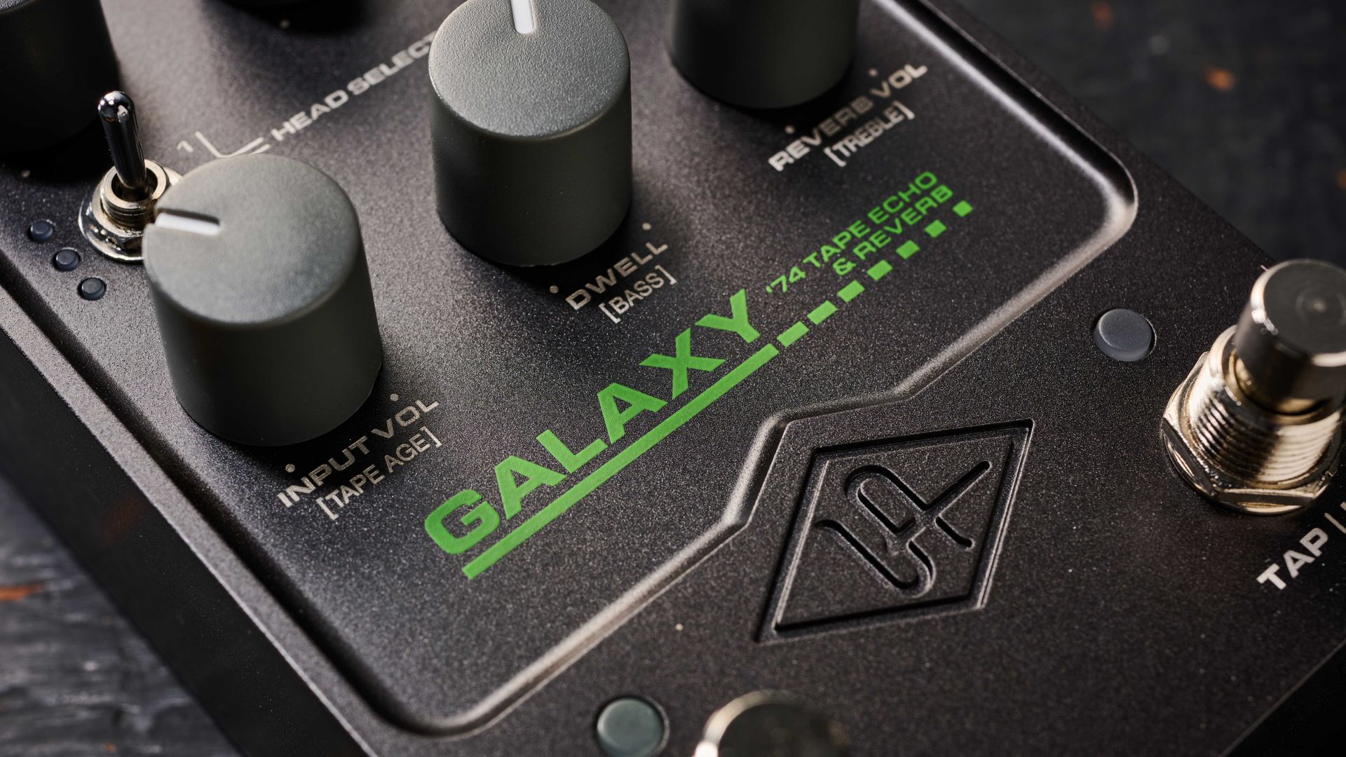 Universal Audio UAFX Galaxy '74 Tape Echo & Reverb pedal review ...