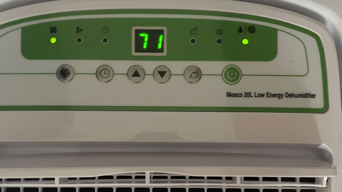 Meaco 20L Low Energy Dehumidifier review | Homebuilding