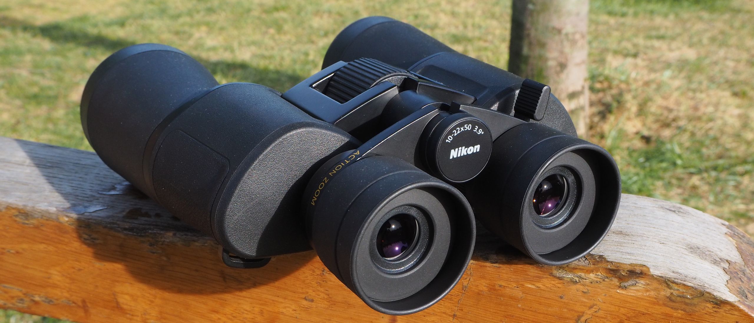 Nikon Action Zoom 10-22x50 review: binoculars with a built-in zoom to ...