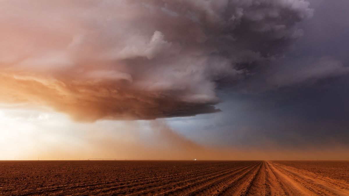 Why was the rain orange yesterday? Blood rain explained | GoodtoKnow