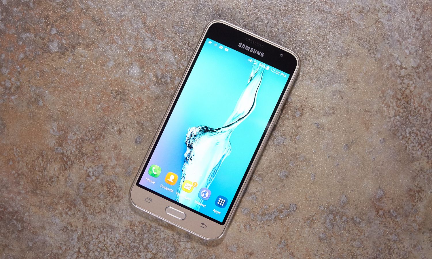 Samsung Galaxy J3 (2016): Compromised Budget Phone | Tom's Guide
