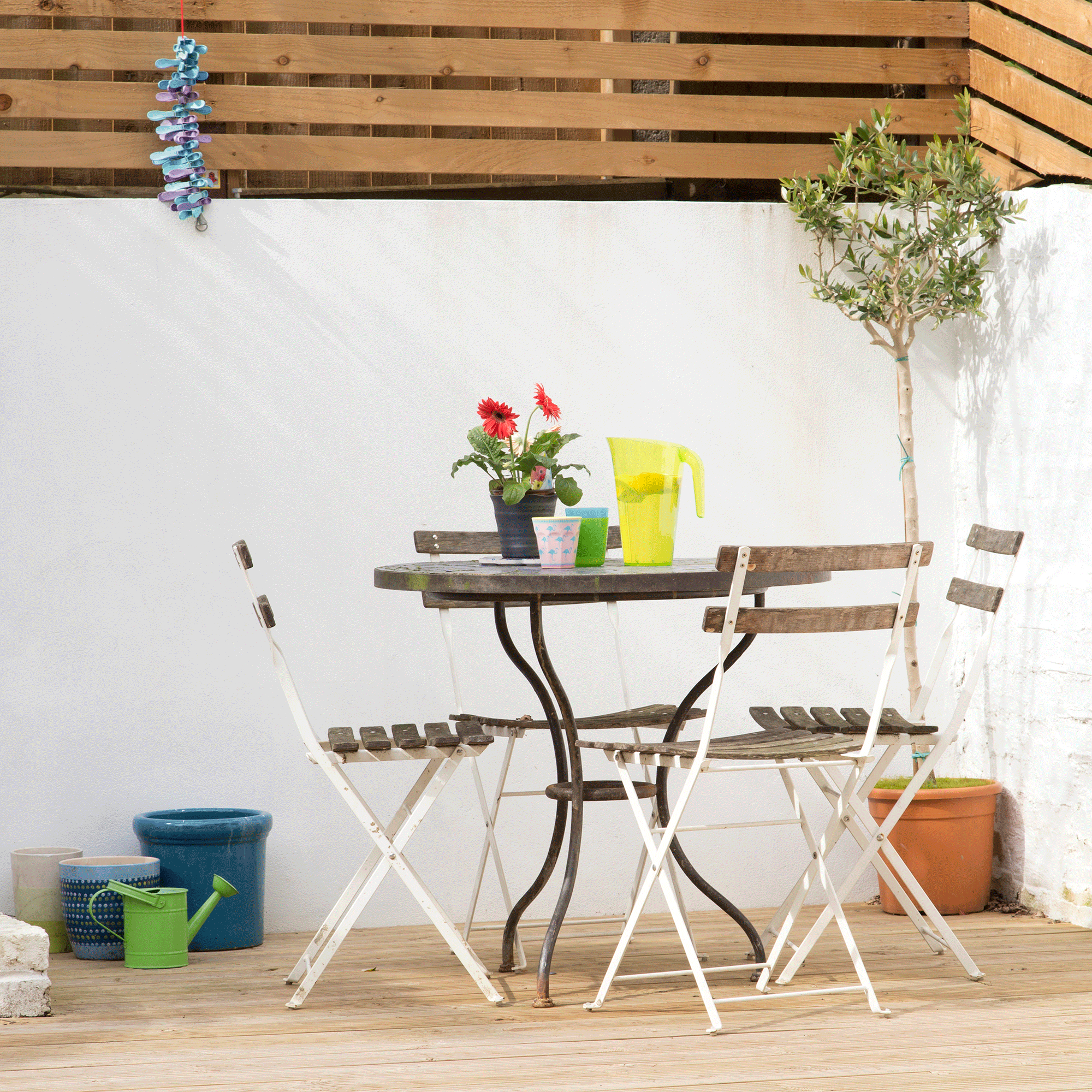 How to render a garden wall - an easy step-by-step guide | Ideal Home