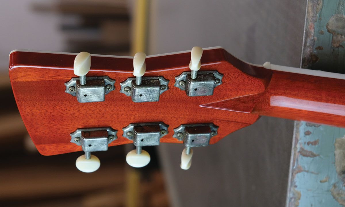Frank Brothers Guitar Company Puts a Fresh Spin on Retro Guitar Design ...