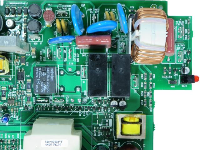 Tear-Down: Let's Take a Trip Inside A UPS: Page 2 | Tom's Hardware