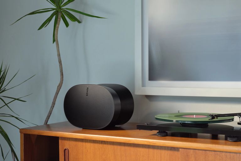 Sonos vs Bose — How the Audio Giants' Speaker Stack Up | Livingetc