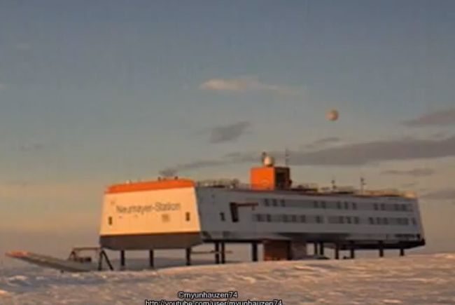 Conspiracy Theorists: UFO Over Antarctica? | Live Science