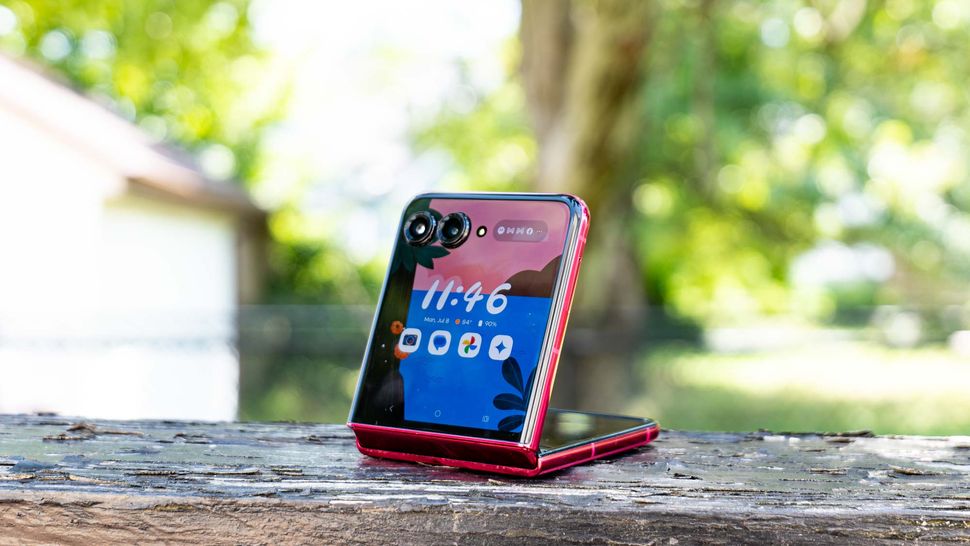 Motorola Razr Plus 2025 — 7 biggest rumored upgrades for the new flip ...