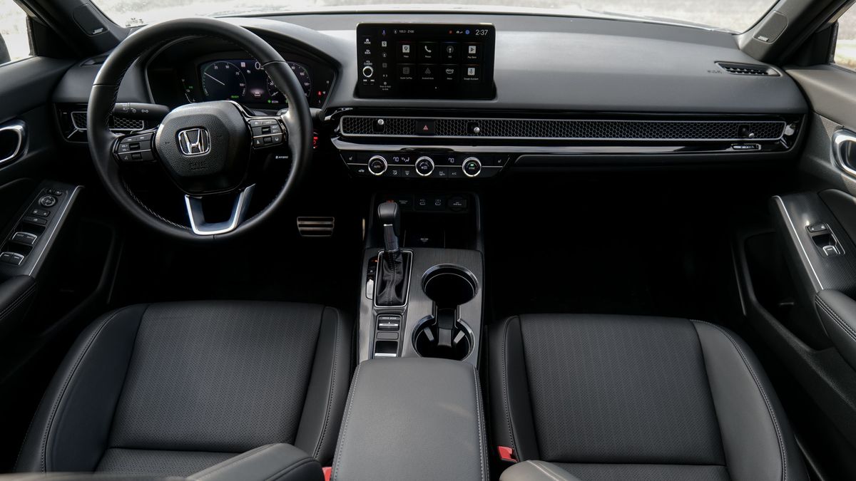 I drove the Honda Civic Hybrid for a week — and it’s better than the ...