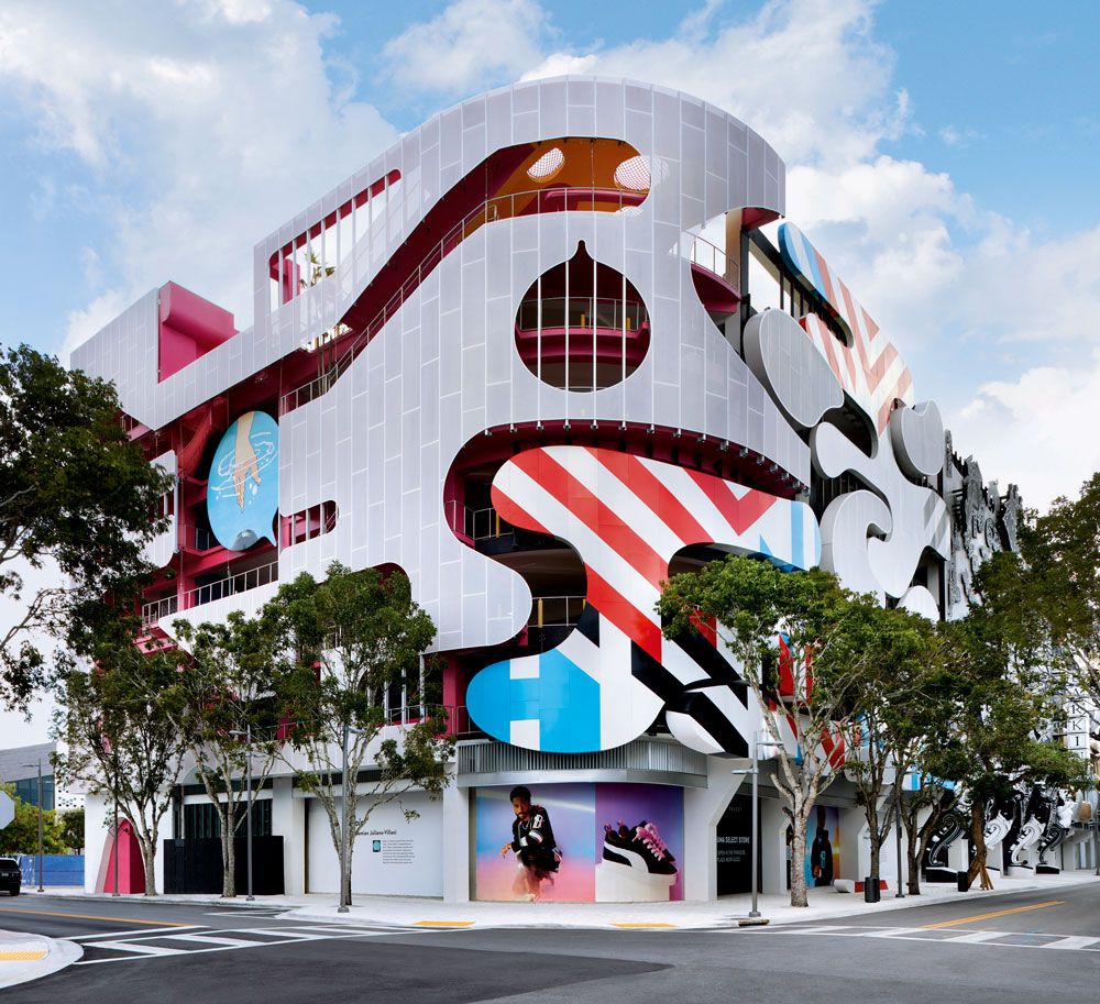 Beautiful Postmodern Achitecture That Screams Less Is A Bore