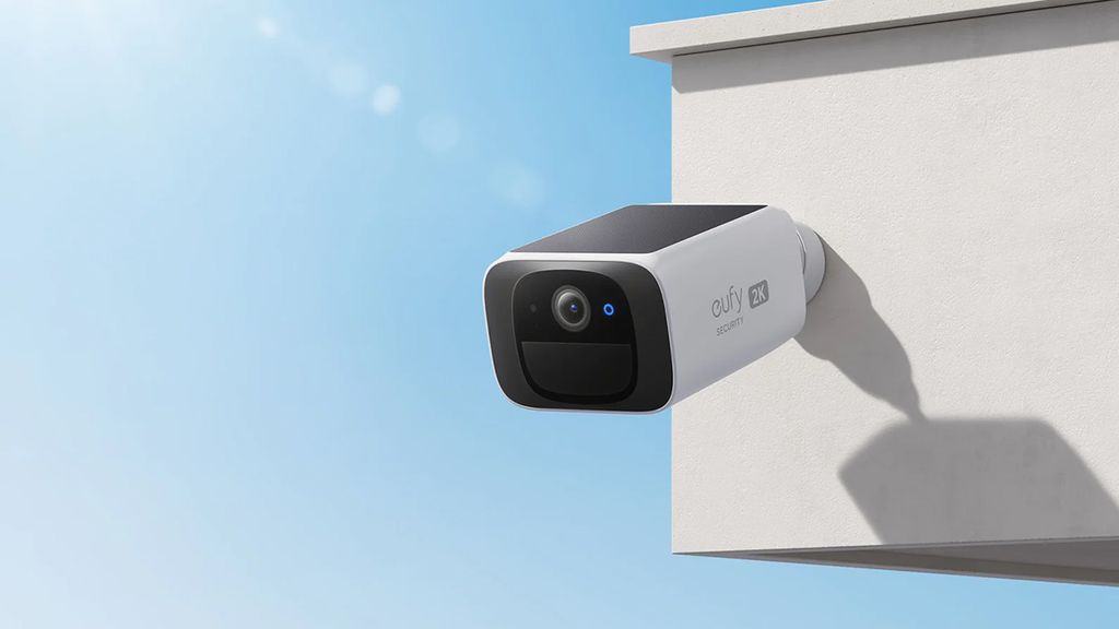 Eufy S220 SoloCam review: solar-powered security for your home | T3