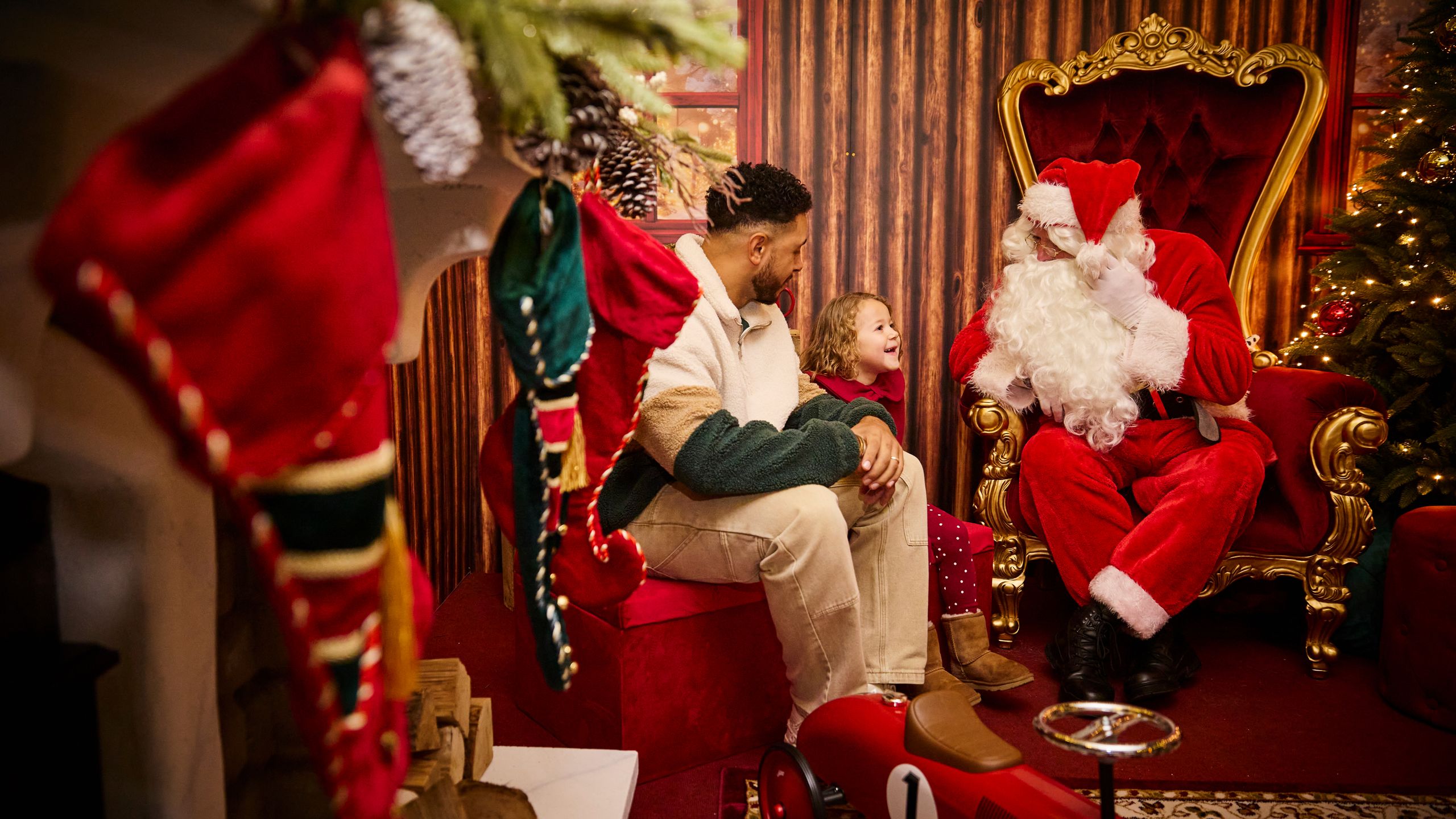 Capture the magic of Christmas at Fujifilm's House of Photography ...