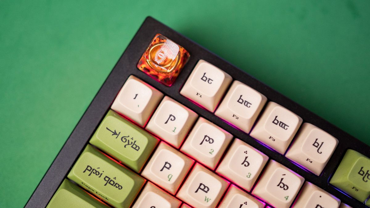 Glorious GMMK Pro review: A terrific DIY mechanical keyboard with one ...